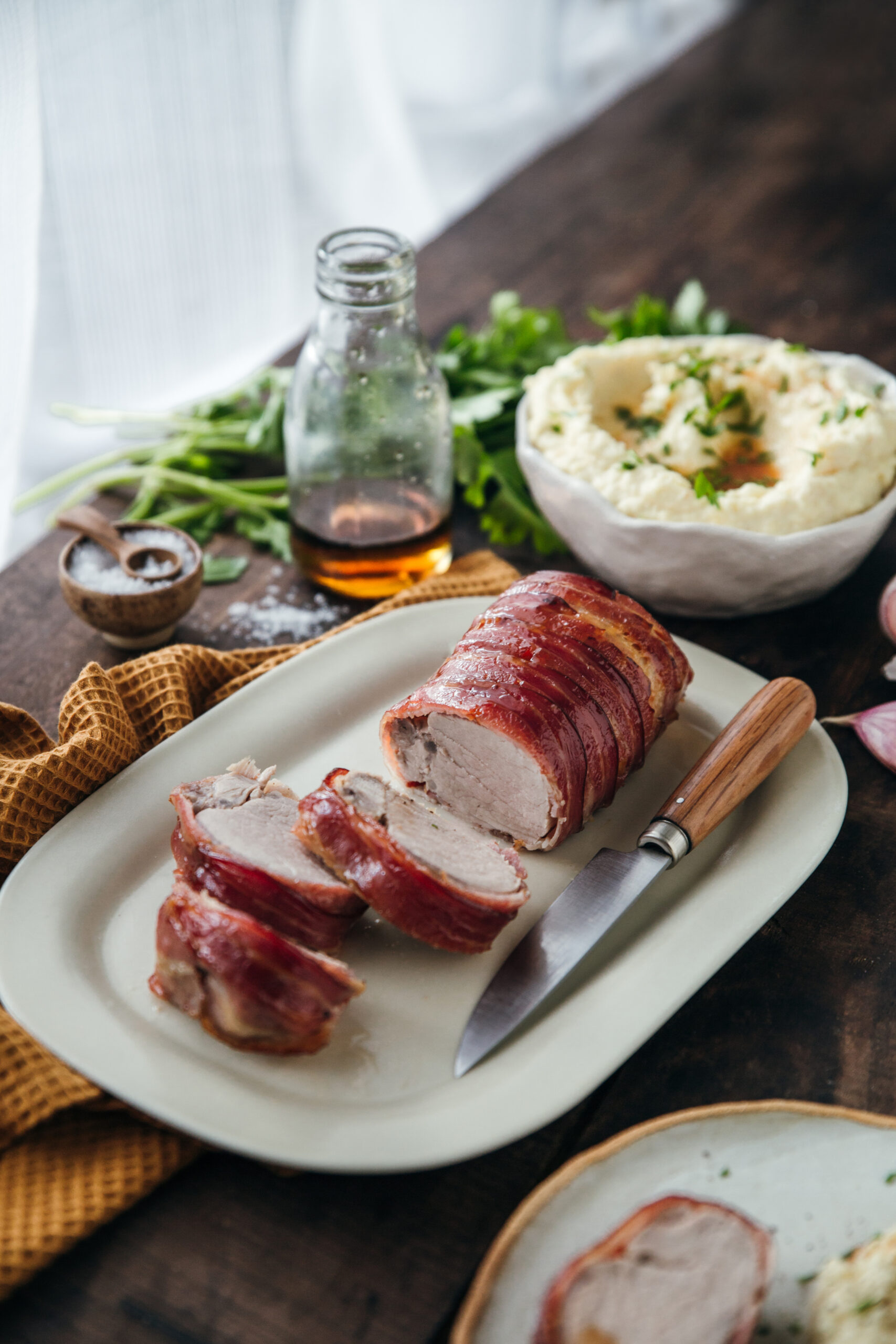 Filet mignon au lard fumé et sirop d’érable, purée de panais – Plus une ...