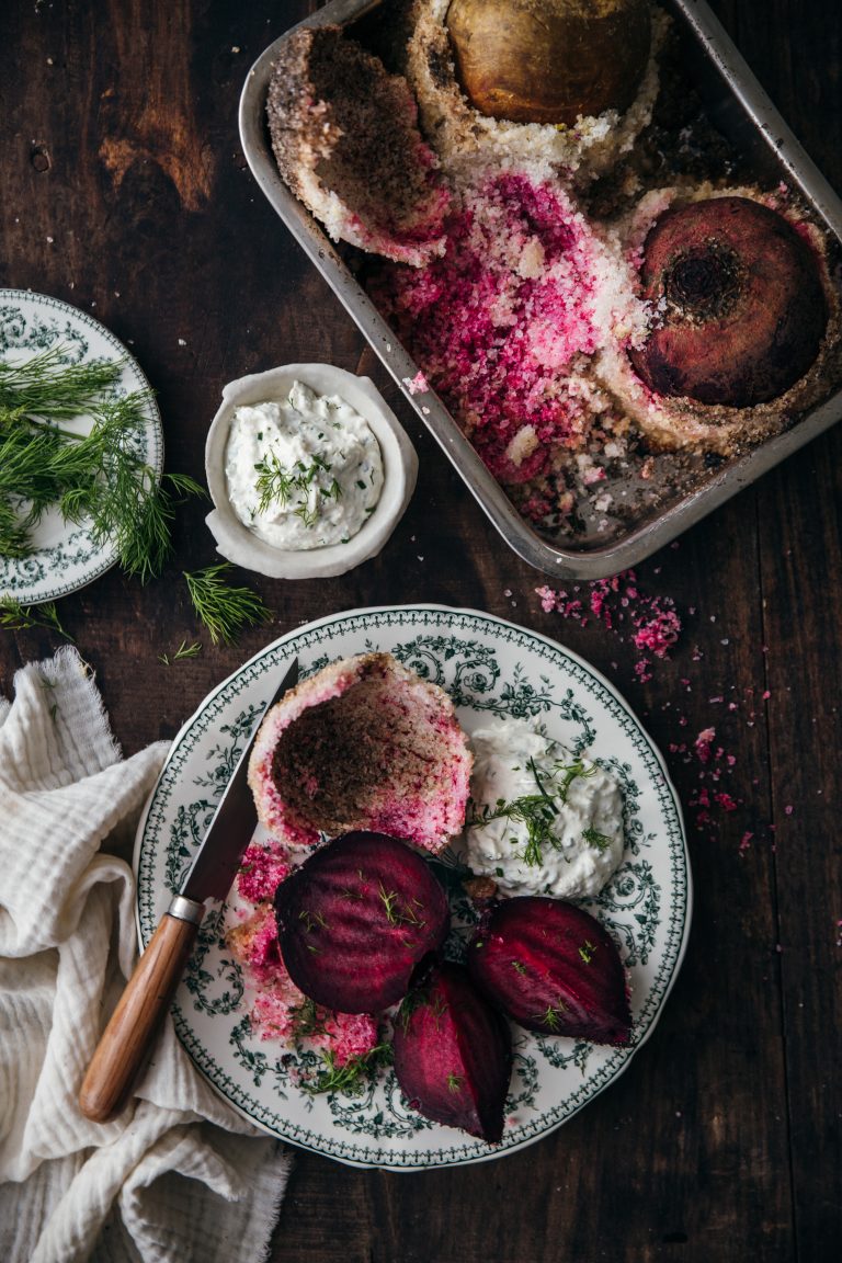 Betteraves en croûte de sel et sauce au raifort – Plus une miette dans ...